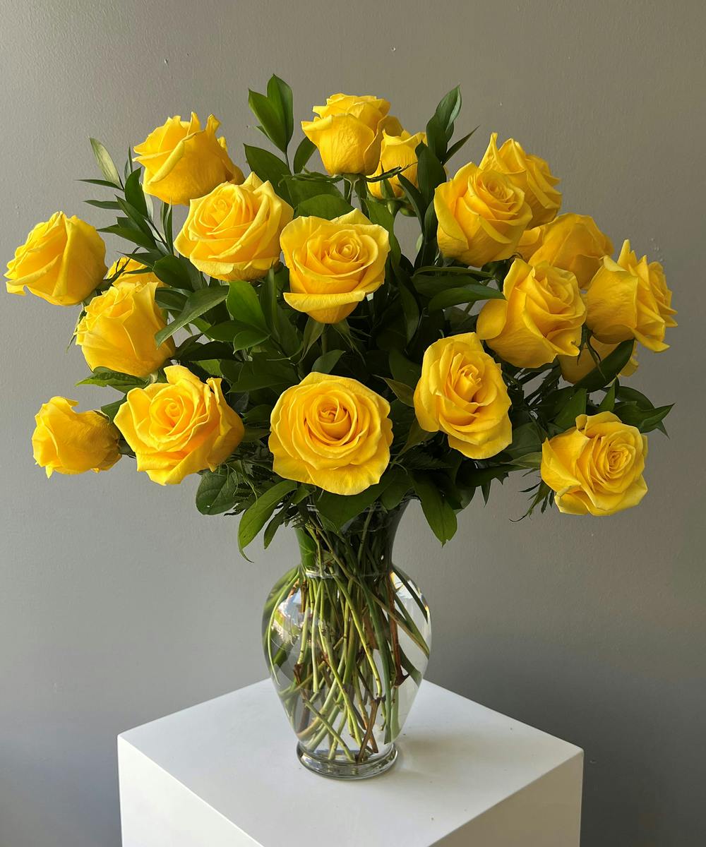 24 Yellow Roses | Owings Mills & Baltimore (MD) Flower Delivery ...